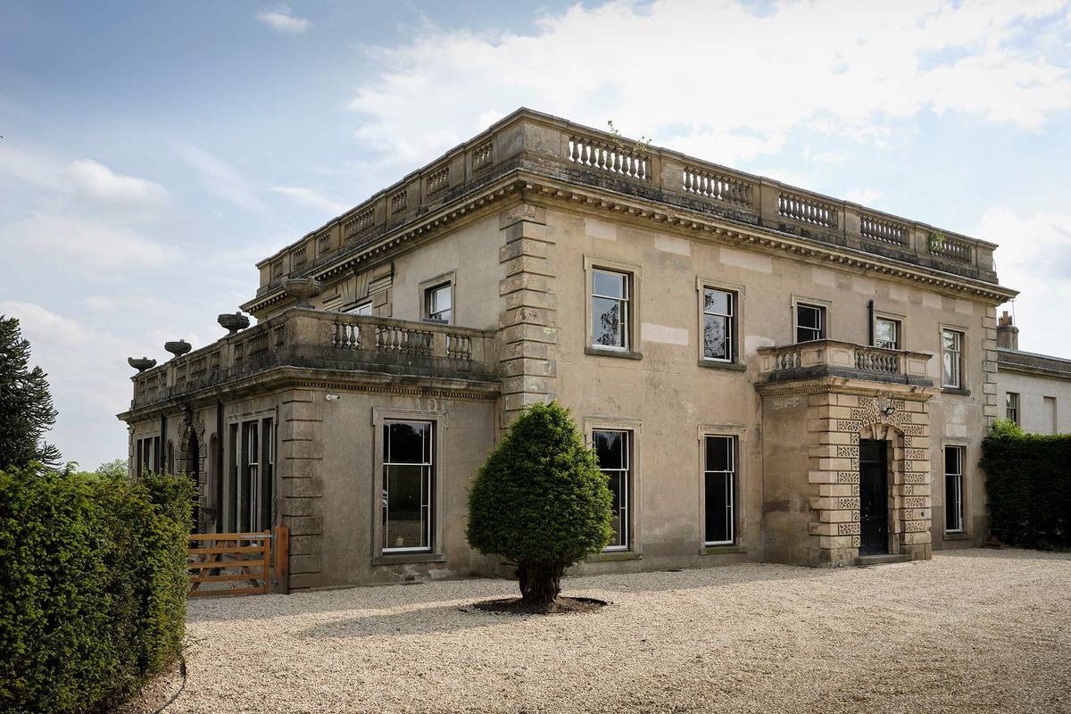 Simply Shoot Locations | Manor House | Birmingham | B93