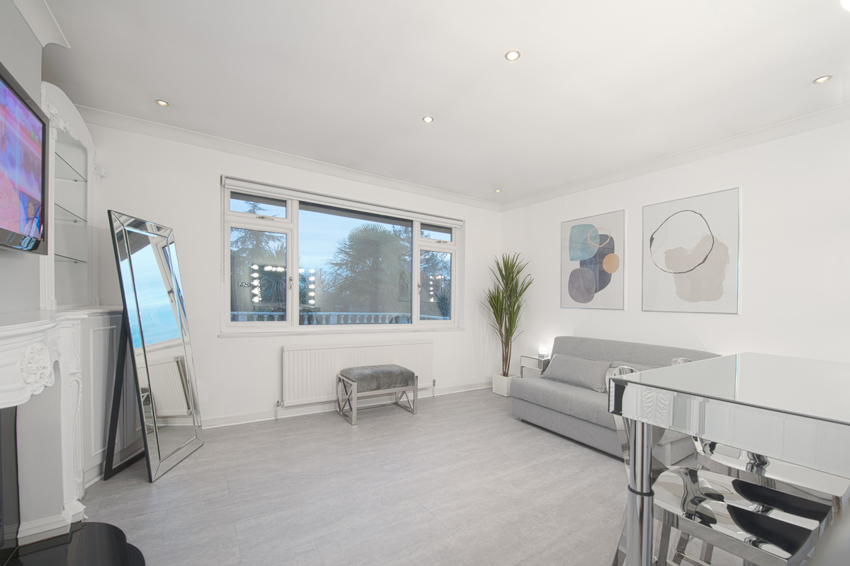 Simply Shoot Locations | Enfield | East London | EN6